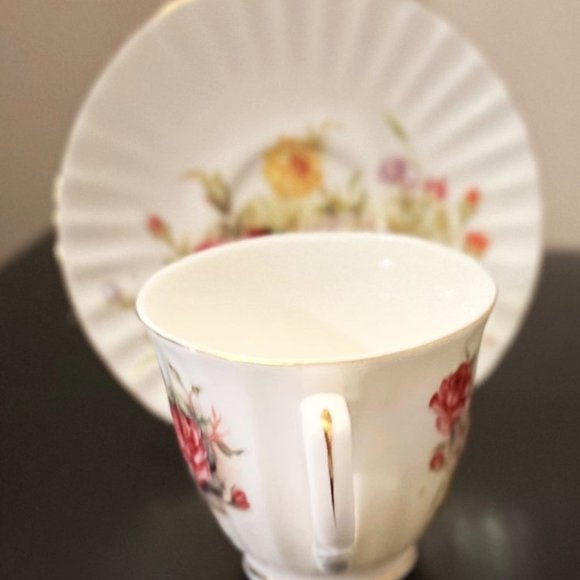 Grace'S Teaware | Dining | Vintage Grace Tea Ware Teacup And Saucer ...